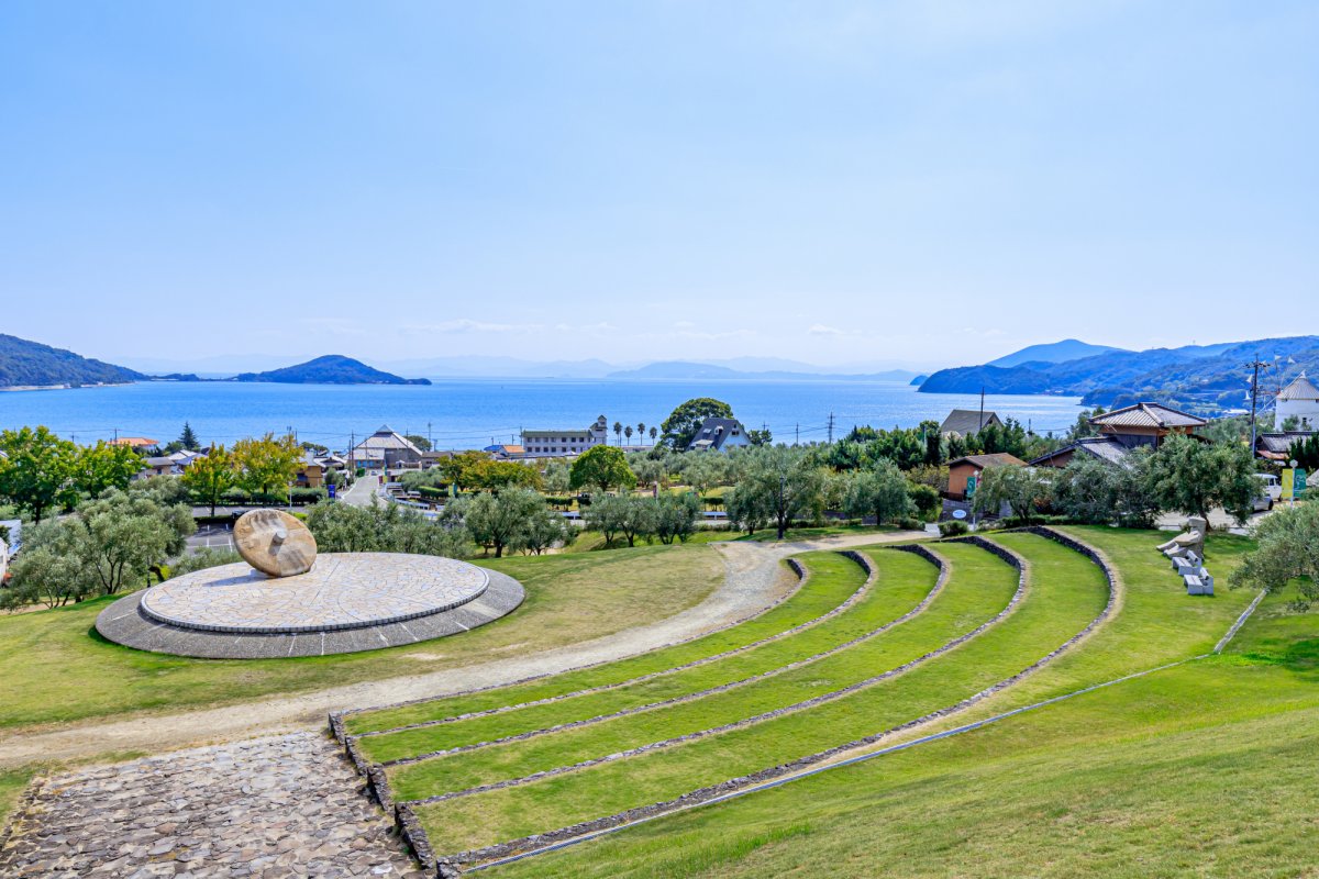 The Art of the Seto Inland Sea: An Artistic Journey from Traditional to ...